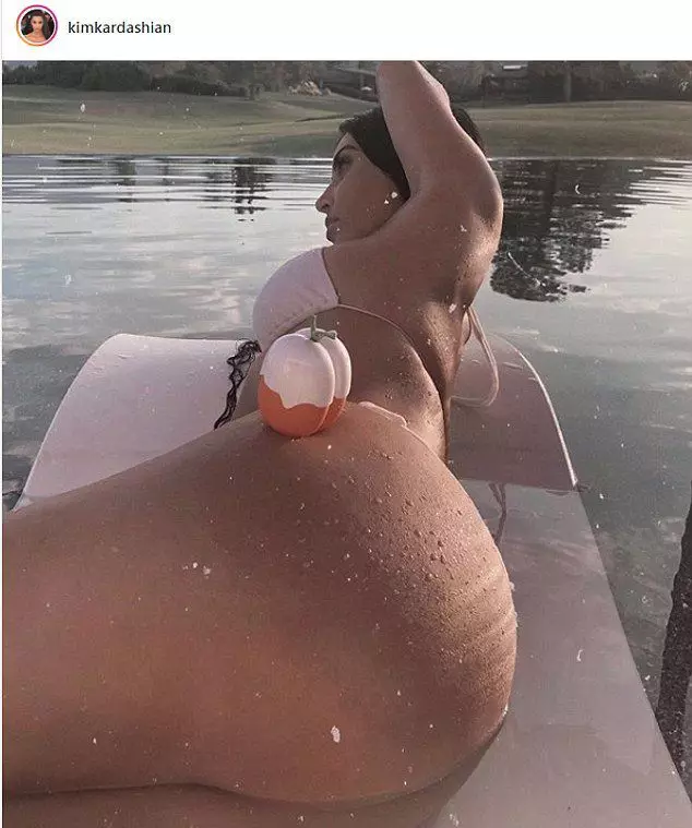 Kim Kardashian reklamira parfem
