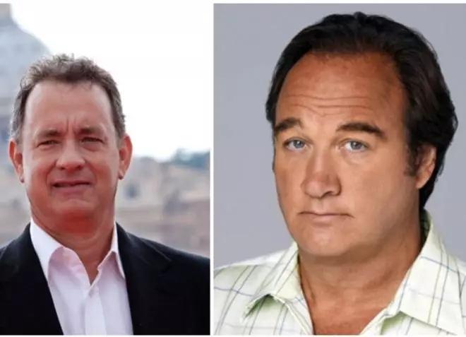 Tom Hanks dan James Belushi