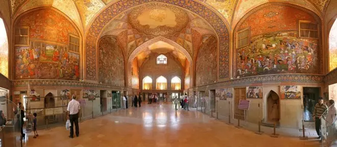 Istana Frescoes