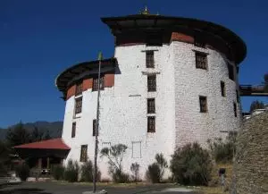 Juru Tanduran interior Museum Nasional Bhutan