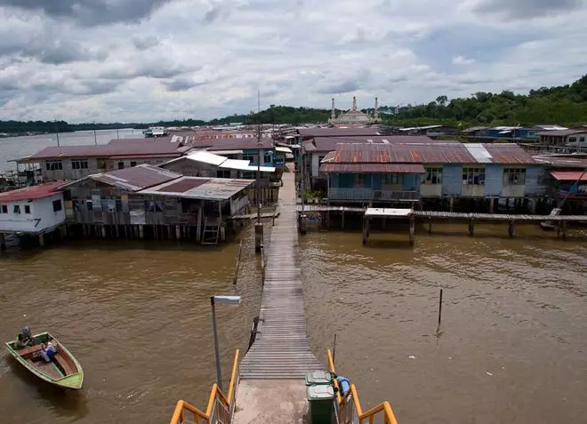 Motsaneng oa Campung Ayer.