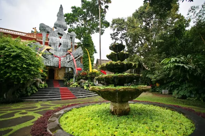 Entrance to the Antonio Blanco Museum