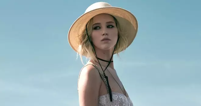 Jennifer Lawrence erschien in der Werbung eine neue Kreuzfahrtsammlung der Marke Dior