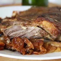 Ribs Baranje در یک آشپزخانه آهسته