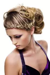 Hairstyles με εναέρια κλώνους