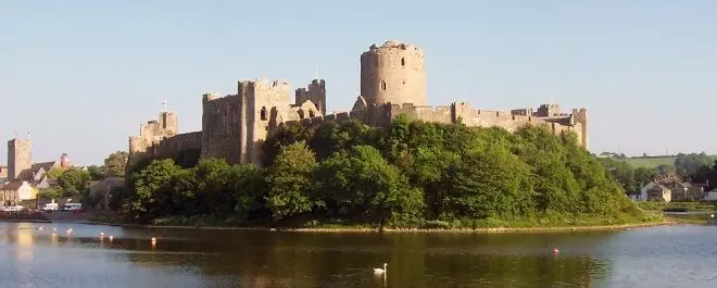 Castle Pembrok