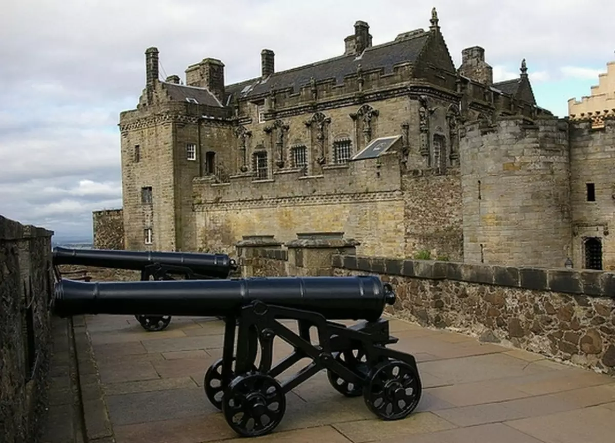 Instalaciones defensivas del castillo.