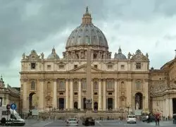 Chat ni Katidira St. Peter ni Vatican