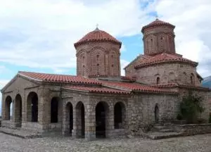 Monasterio de Naumov.