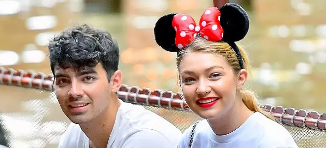 Jiji Hadid dan Joe Jonas