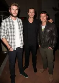 Luke, Liam en Chris Hemsworth in het dagelijks leven