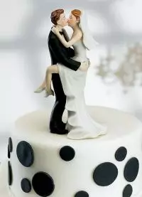 Figuras no cake de matrimonio 5