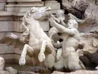 Đài phun nước Trevi ở Rome2