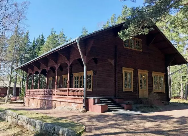 Dacha Kaiser Russisch