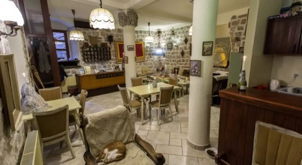 Hostel Old Town Kotor - אכסניה בקוטור