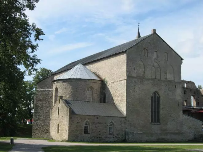 Dome Cathedral - Outside.