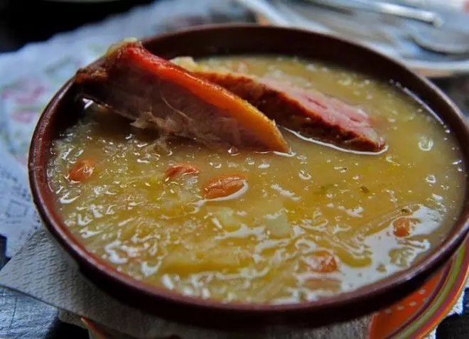 Sopa de fumada Eslovena