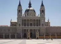 Sobor Almudena