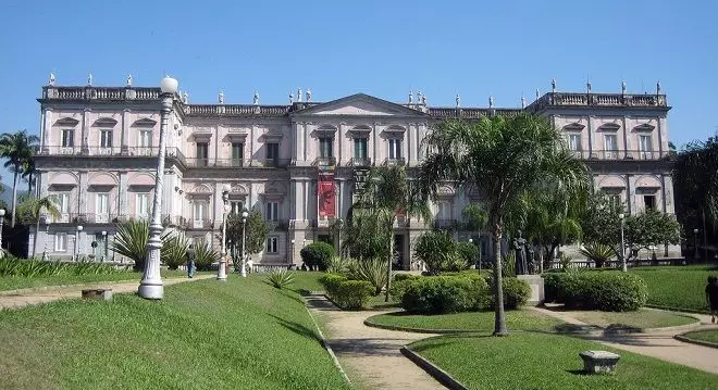 Nacia Historia Muzeo de Brazilo