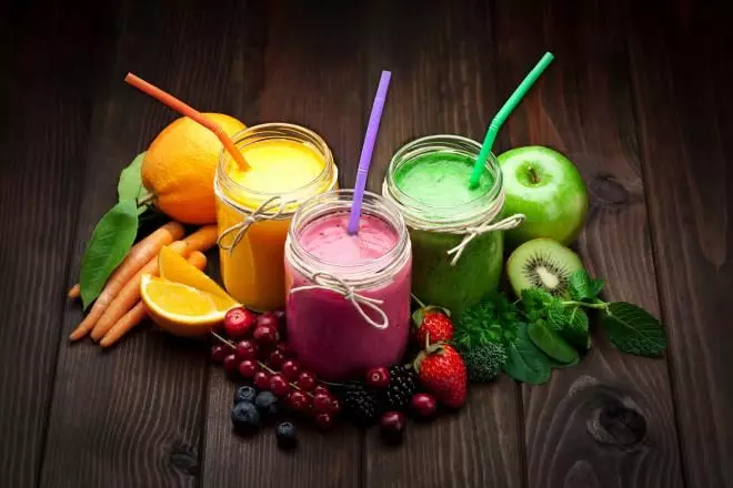 ሎሚናት እና smoothies