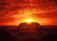 Mount Uluru sa Sunset.