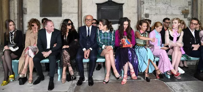 Soko, Салма Хайек и други звезди посетили Gucci Покажи в Уестминстърското абатство
