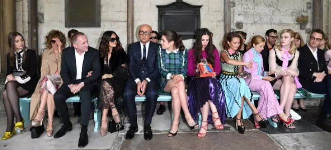 Soko, Salma Hayek y otras estrellas visitadas Gucci Show en Westminster Abbeats