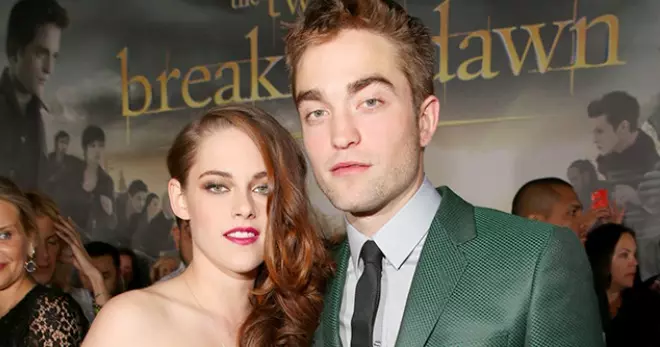 Chonacthas Robert Pattinson agus Kristen Stewart le chéile 5 bliana tar éis scaradh