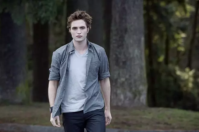 Robert Pattinson nkuko Edward