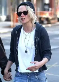 Kristen Stewart asimburwa ishusho