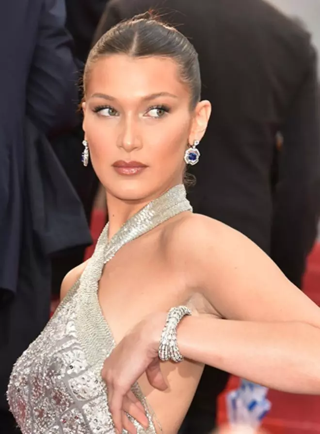 Bella hadid 2018 он