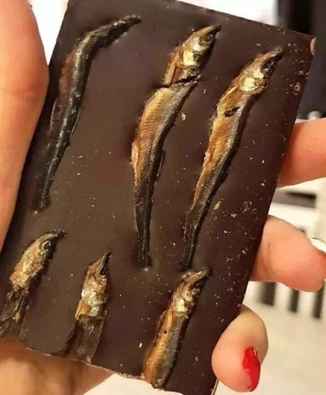 šokolāde