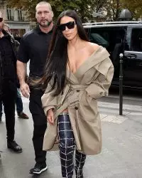 Kim Kardashian ha a sa hloka litšebeletso tsa Pascal ka lebaka la