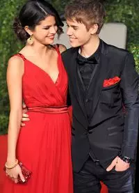 Justin ja Selena Oscarin palkintopuolella