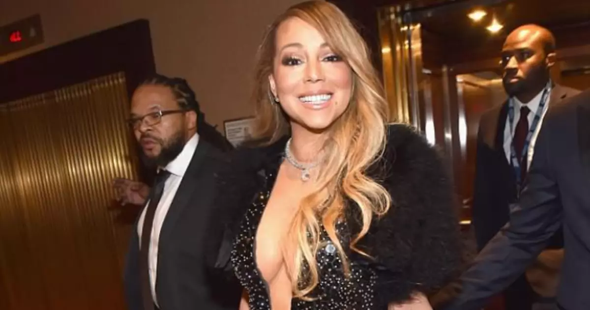 Mariah Carey het James Packer Ring verkoop