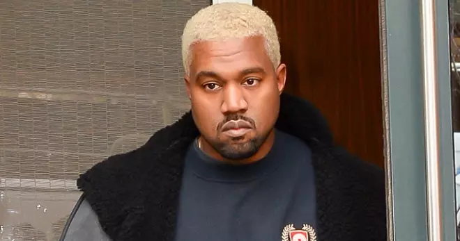 Kanye مغرب نے پہلے مداحوں اور صحافیوں کو ان کی ذہنی بیماری کے بارے میں بتایا