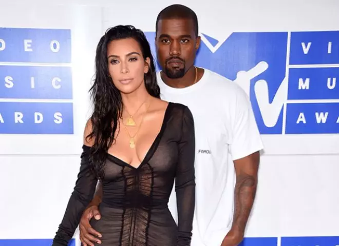 Kim Kardashian thiab Kanye West