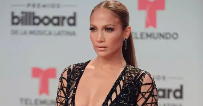 Jennifer Lopez nói với cách hỗ trợ bản thân về hình dạng