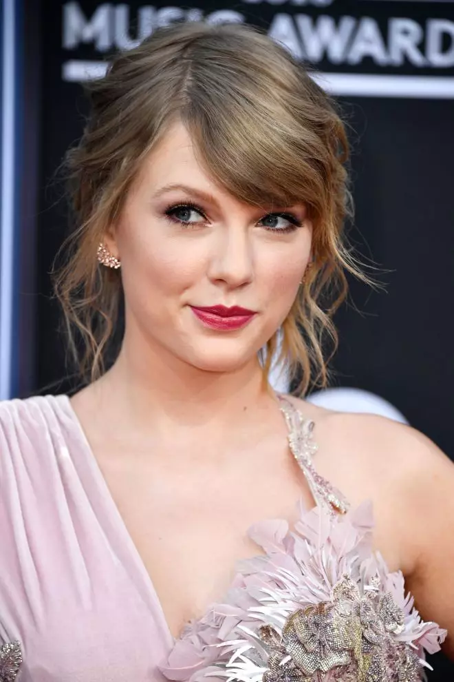 Taylor Swift Pada Penghantaran Anugerah Muzik Billboard 2018