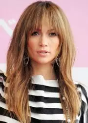 ხანგრძლივი bangs სახეები