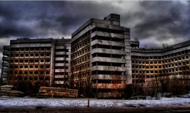Hastanenin yapımı 1980'lerde başladı