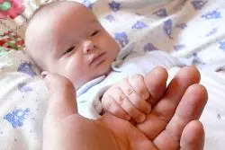 in infants cold hands