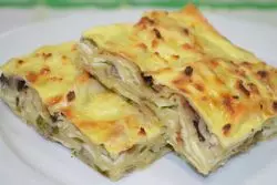 LAVASH karo jamur lan keju ing oven