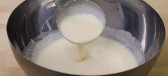 Masa para panqueiques en kefir