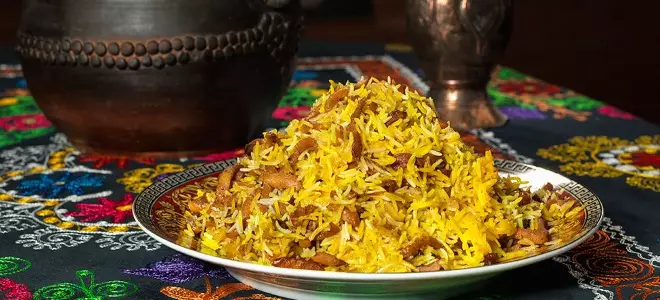 Pilaf con mela cotogna senza ricetta di carne