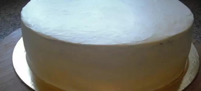 Crema de proteínas bajo masilla.