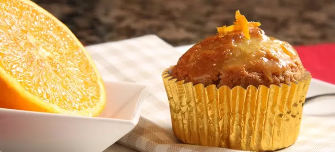 muffins ជាមួយពណ៌ទឹកក្រូច