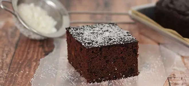 Cupcake de chocolate no leite no forno - Receita