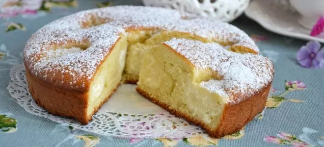 Gâteau sur Kefir avec fromage cottage