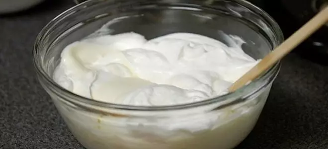 کرم کرم با mascarpone